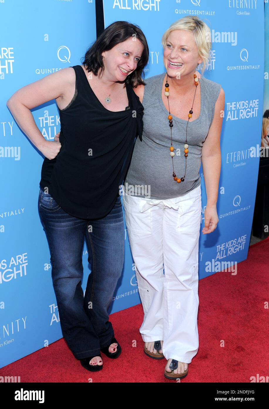 Actresses Rachel Dratch, left, and Amy Poehler attend a special ...