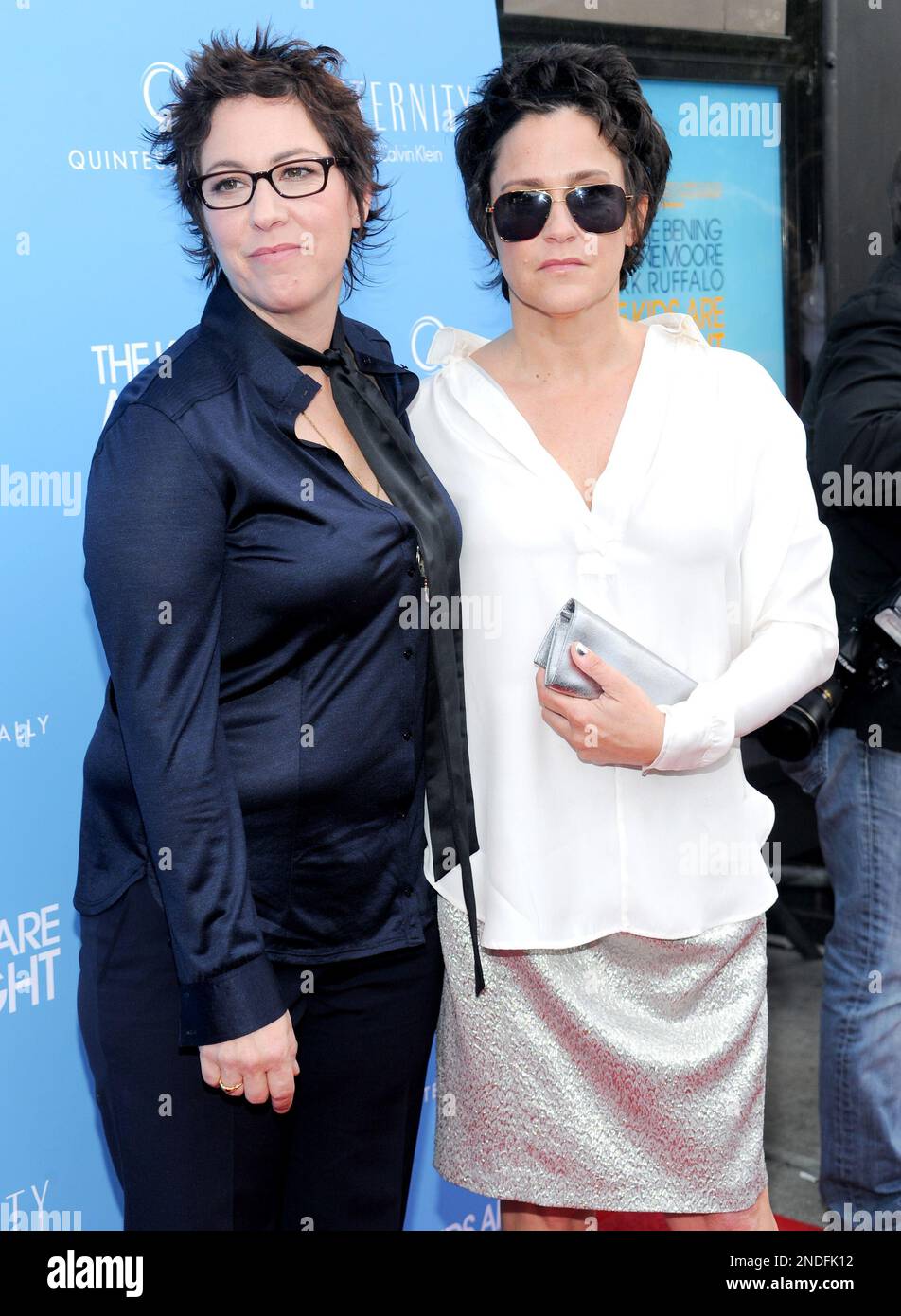 Director - screenwriter Lisa Cholodenko, left, and partner Wendy ...