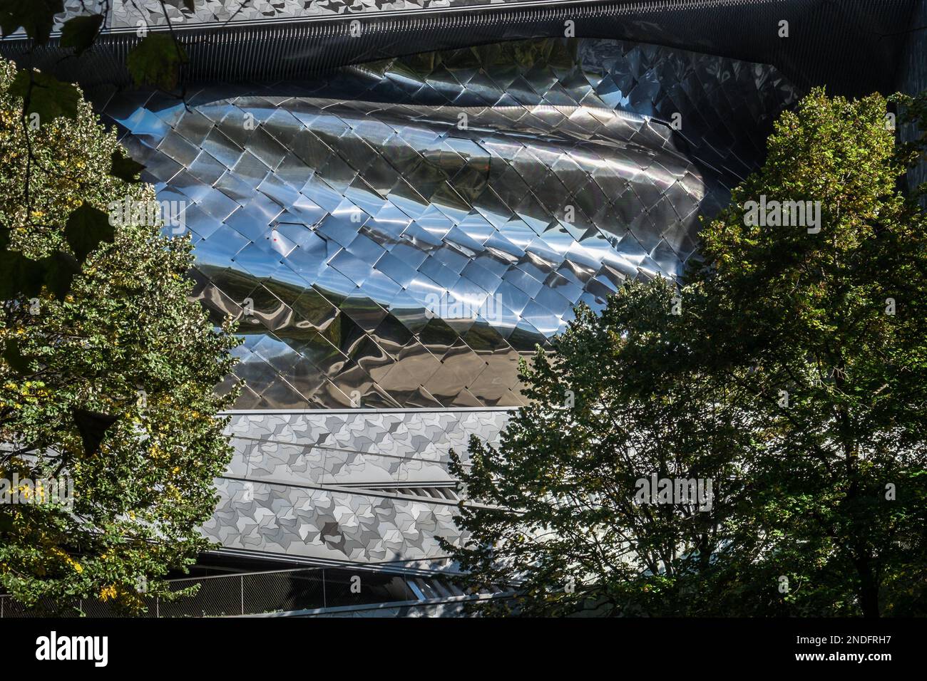 Philharmonic halls architecture hi-res stock photography and images - Alamy