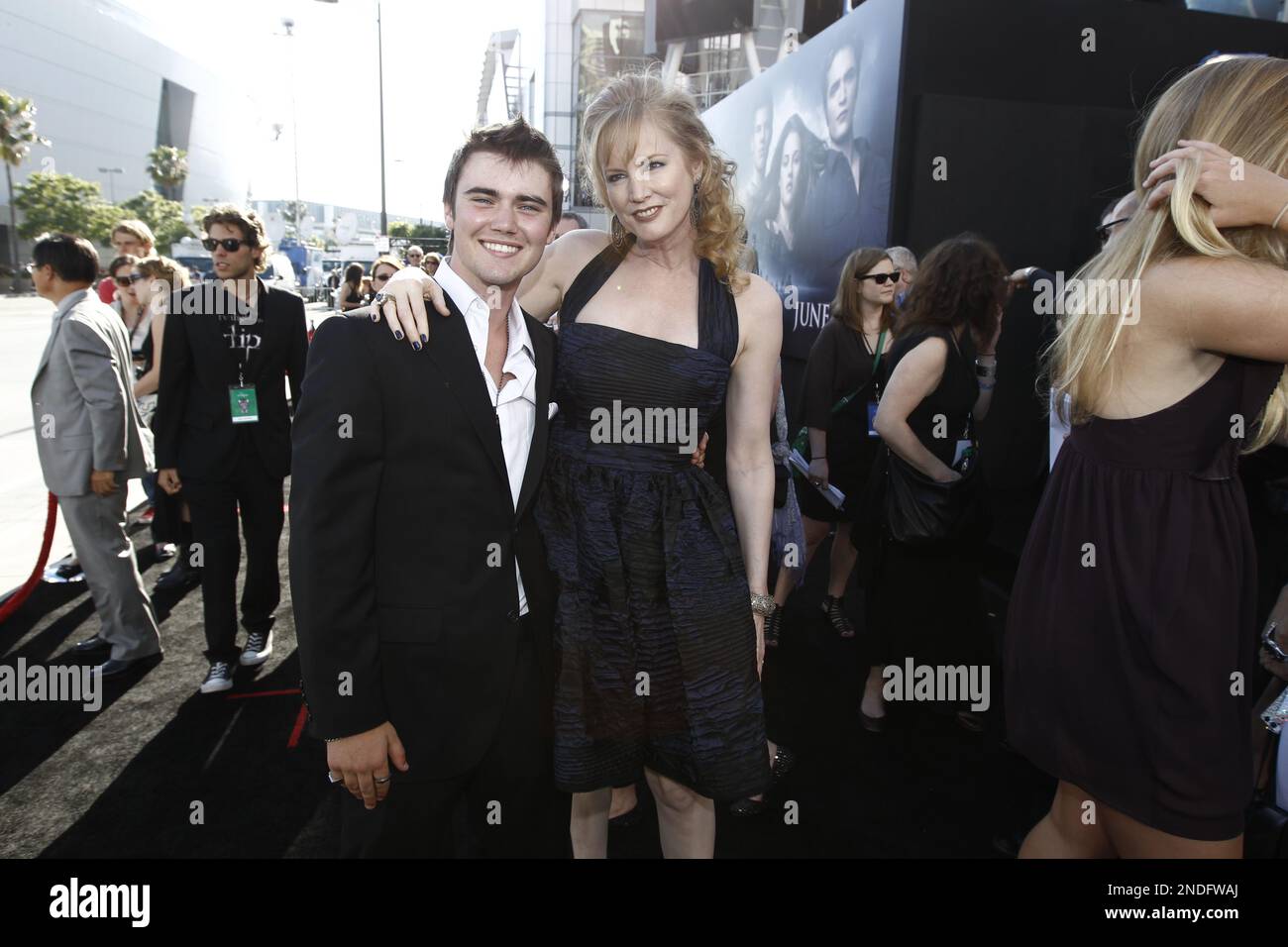 Cameron Bright, left, and Melissa Rosenberg, right, arrive at the ...