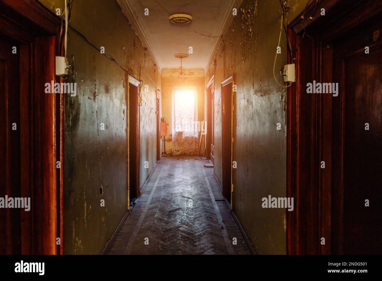 Dark dirty corridor of old abandoned building Stock Photo - Alamy