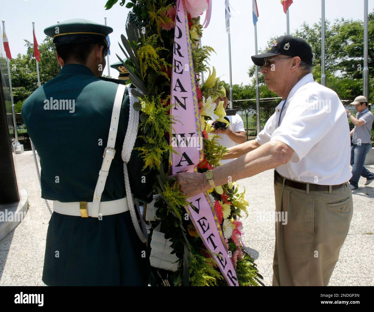 Robert James Cummiskey from Chesterfield, Missouri, a U.S. veteran who ...