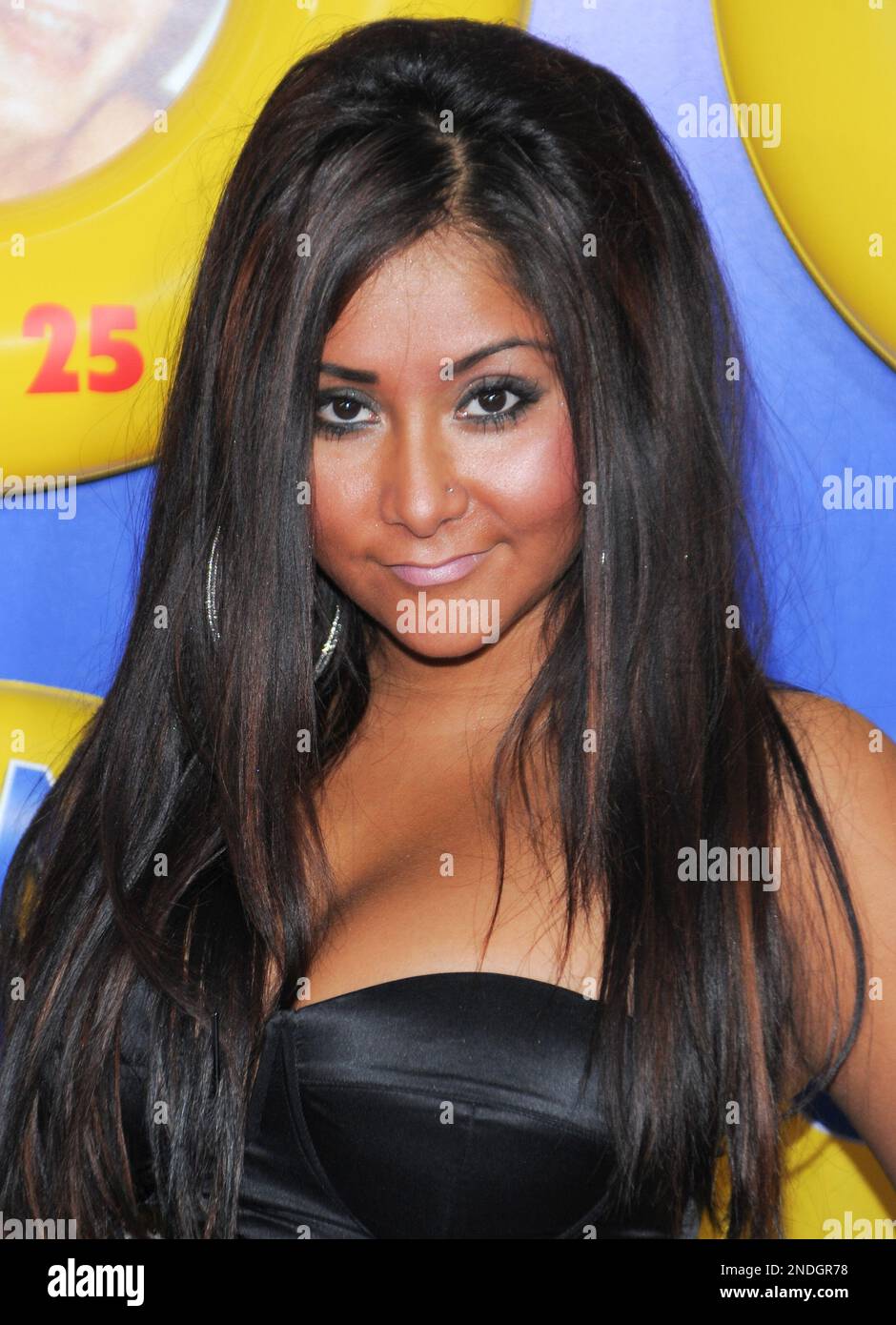Television personality Nicole Polizzi aka 'Snooki' attends the premiere ...