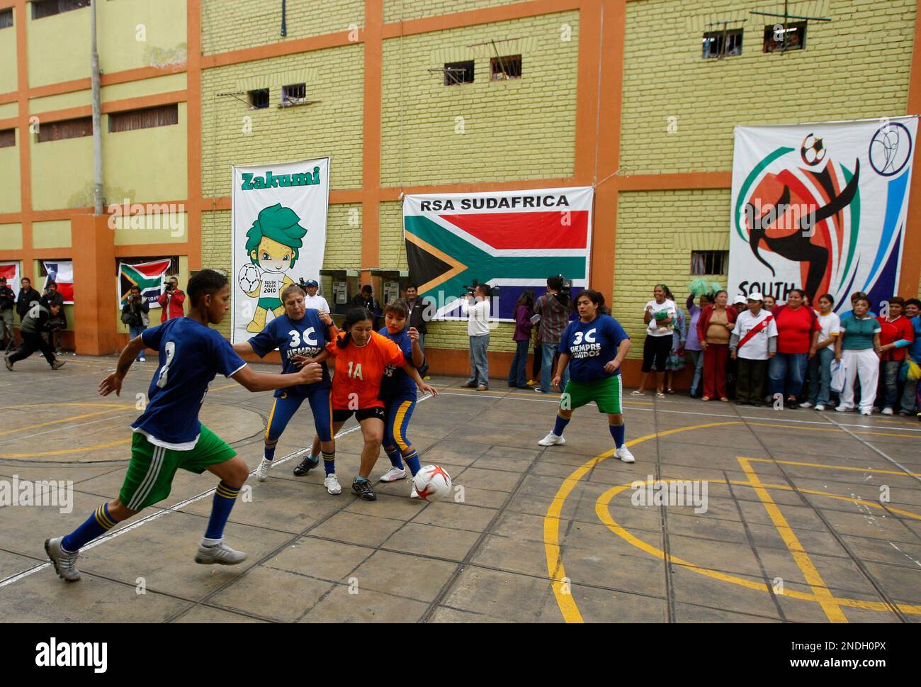 Female inmates representing Italy and the Netherlands play the final ...