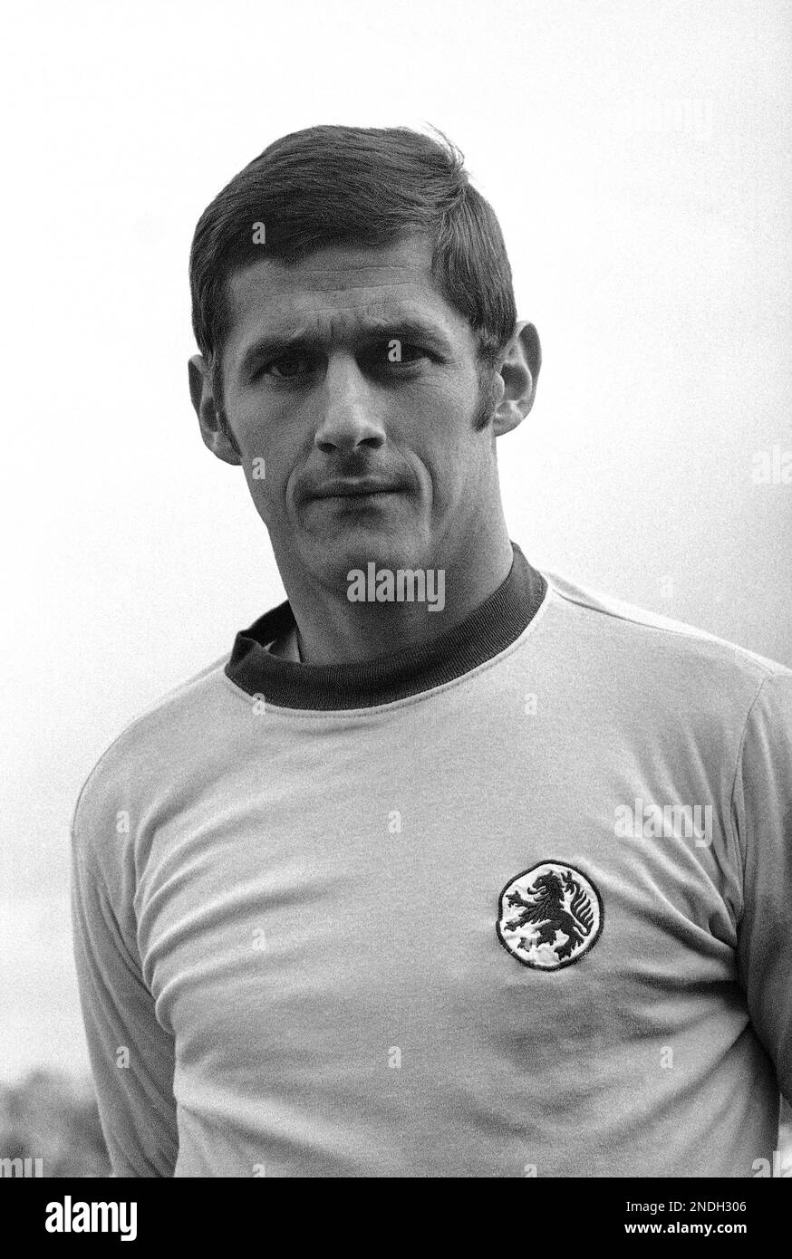 Professional sportsperson portrait confidence standing hi-res stock photography and images - Alamy