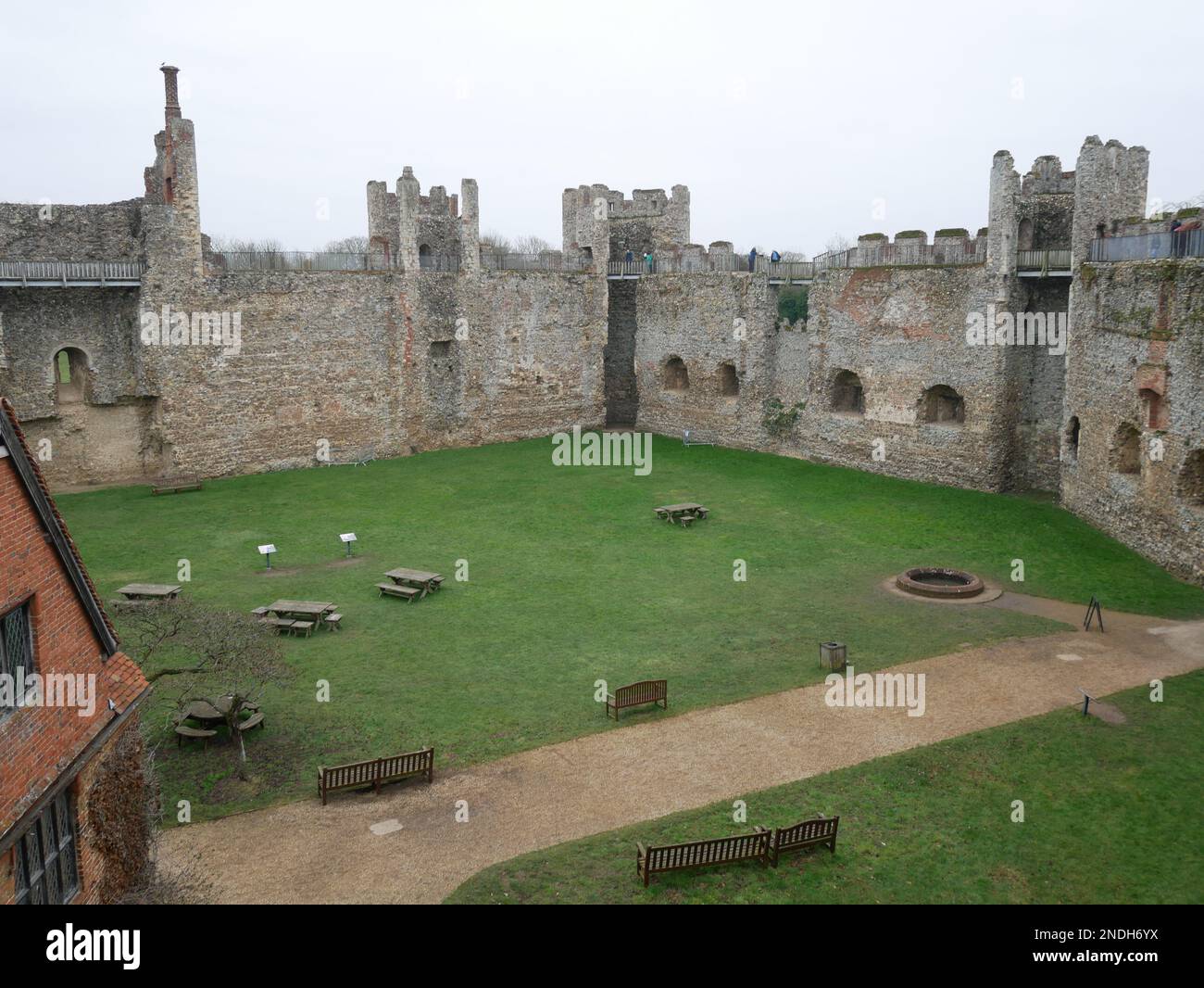The Castle, Framlingham, Suffolk, England Stock Photo - Alamy