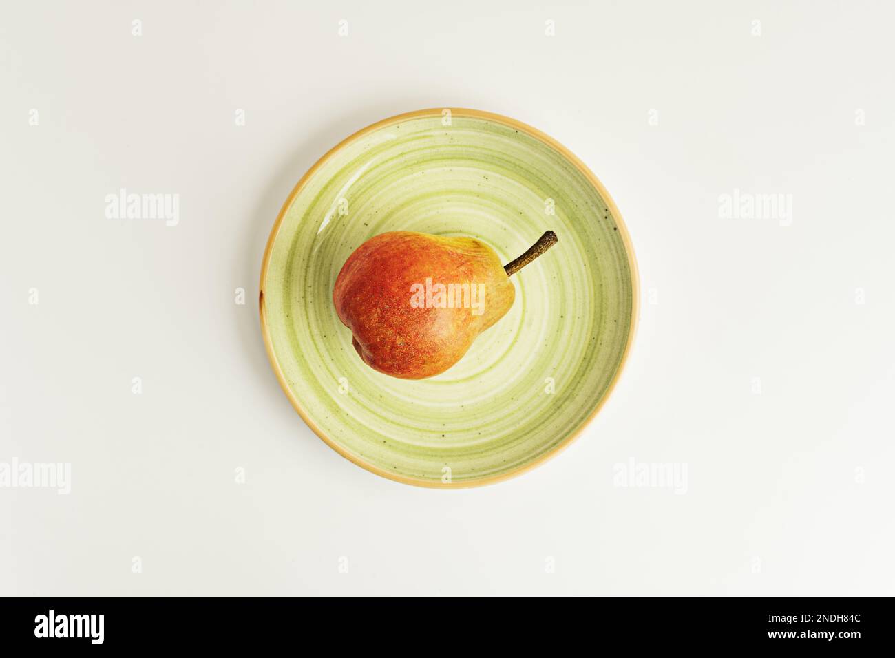 White single shelf hi-res stock photography and images - Alamy