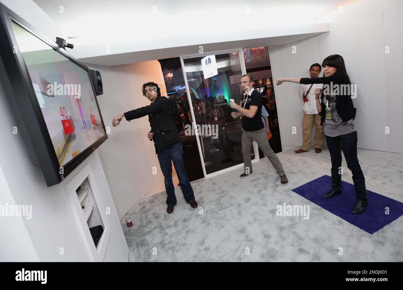 Geoffrey Arend, left, and his sister Emily Arend sample "Your Shape ...
