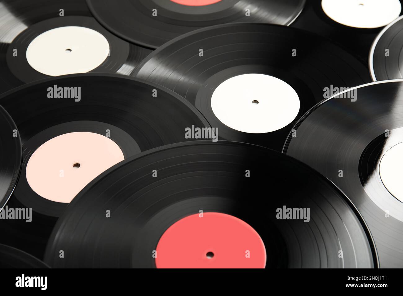Pile of records single vinyl record hi-res stock photography and images ...