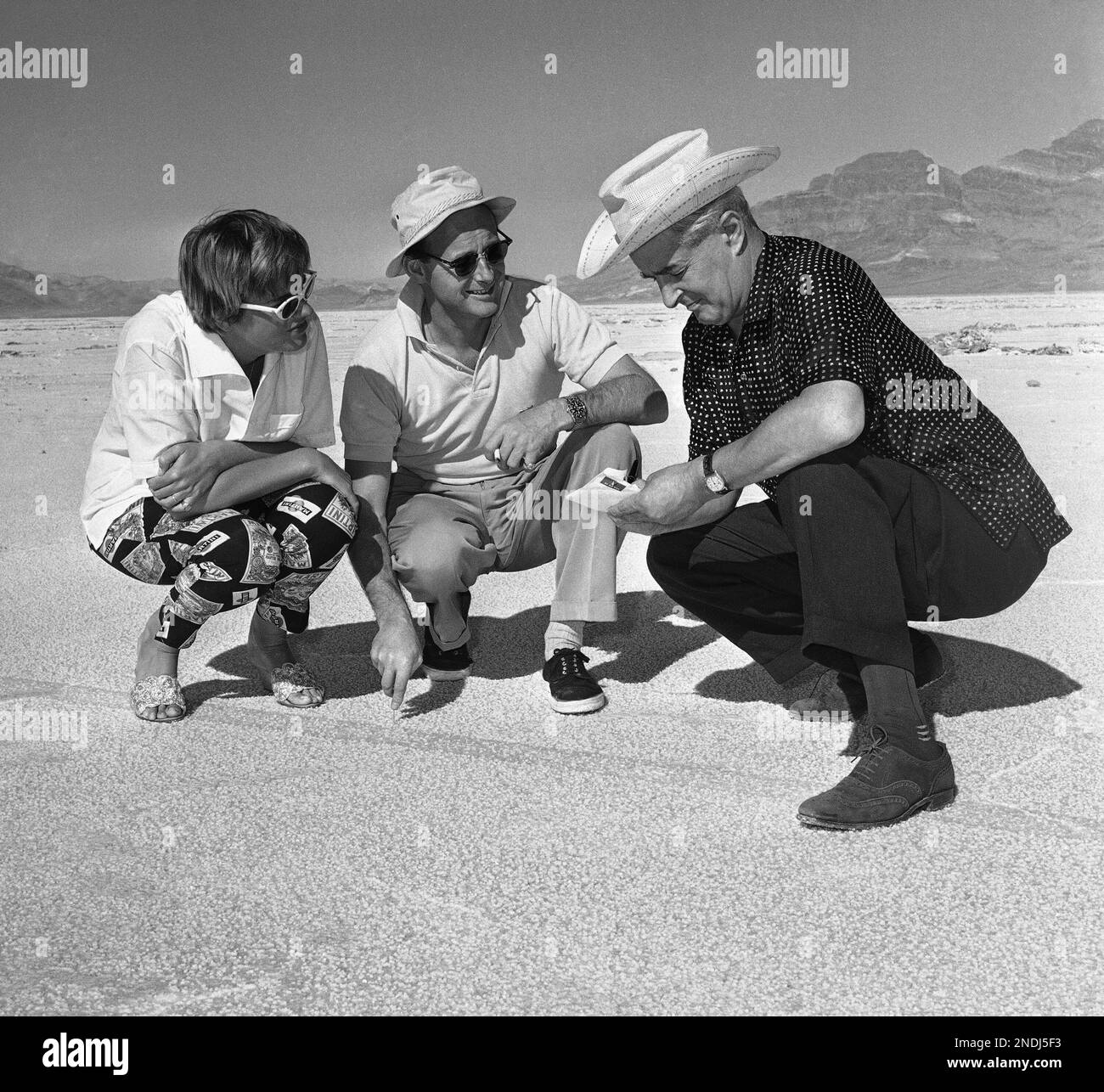British speed King Donald Campbell, center, his wife Tonia Bern, the ...