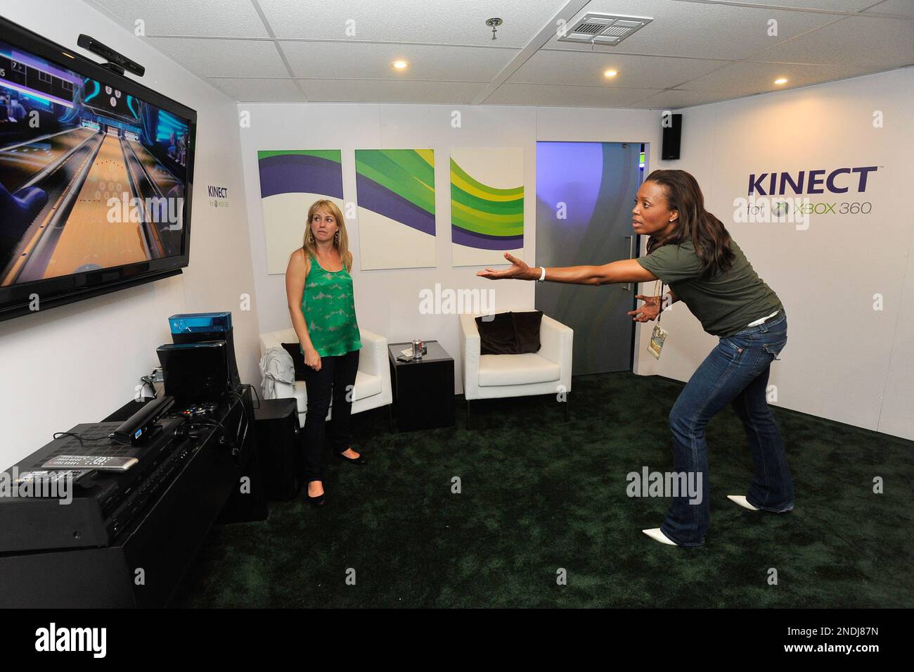 LOS ANGELES - JUNE 15: Actress Aisha Tyler plays Kinect on Xbox 360 at ...