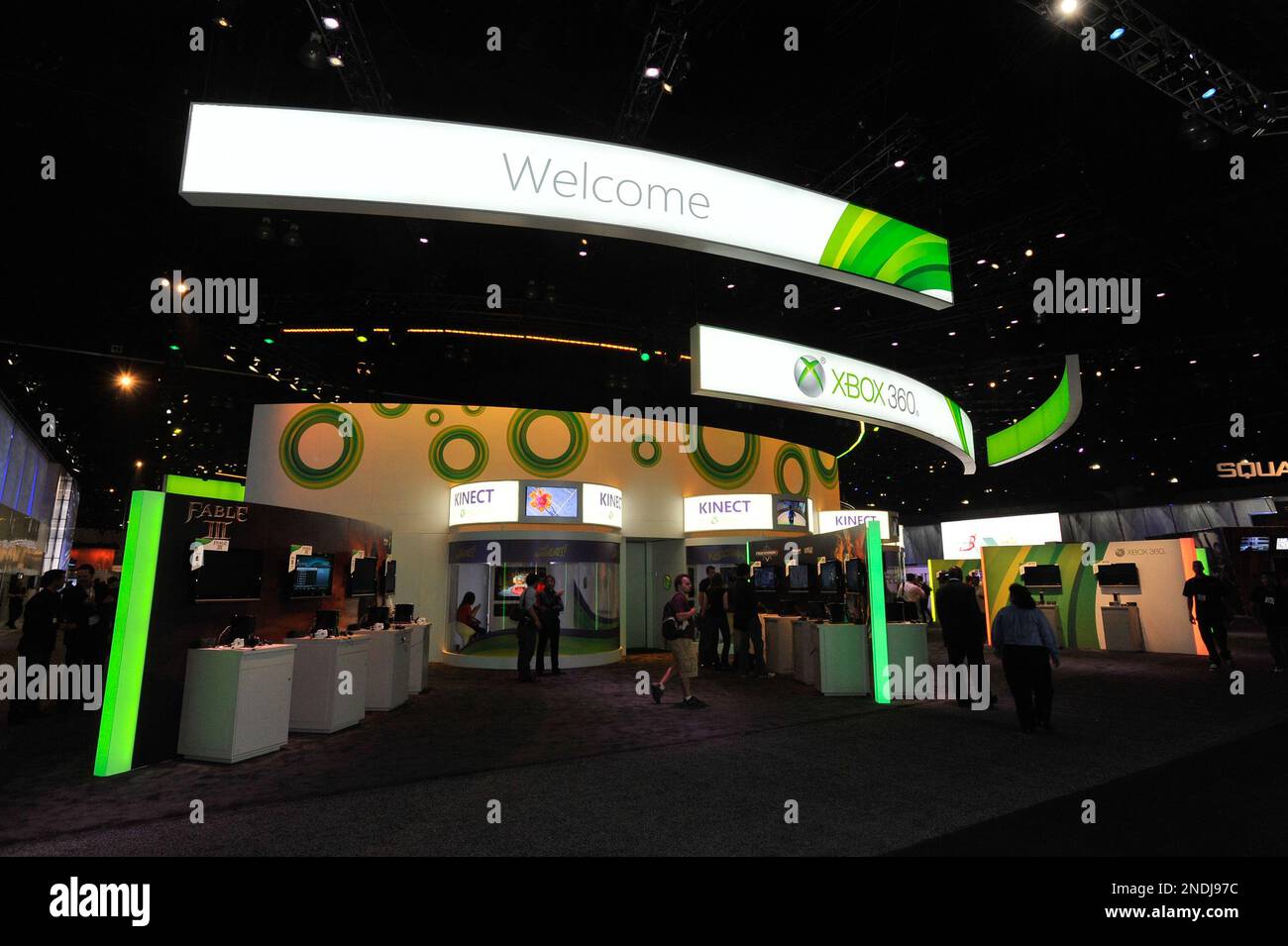 LOS ANGELES - JUNE 15: A general view of atmosphere at the Xbox booth ...