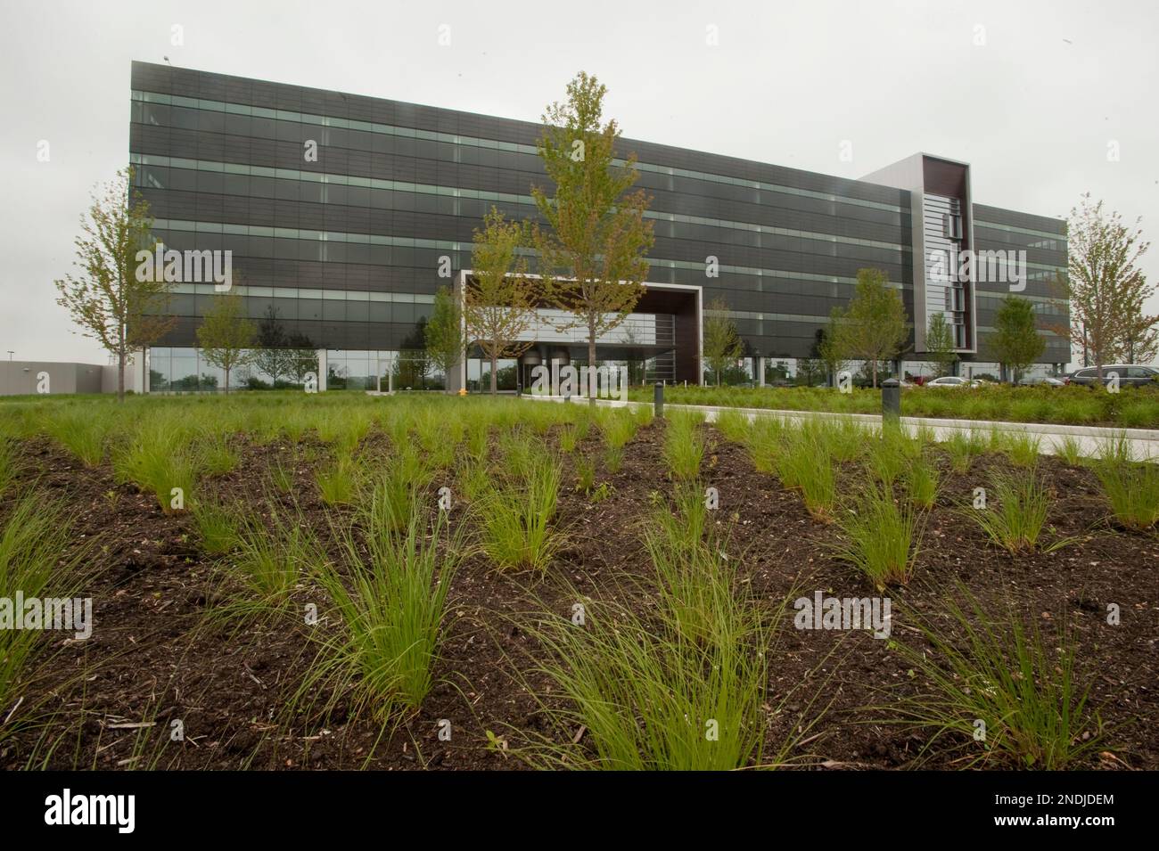 Panduit Corporation opens its new world headquarters building in Tinley ...
