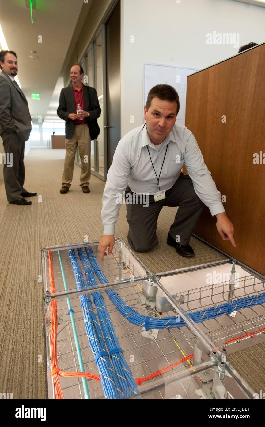 Panduit Corporation opens its new world headquarters building in Tinley ...