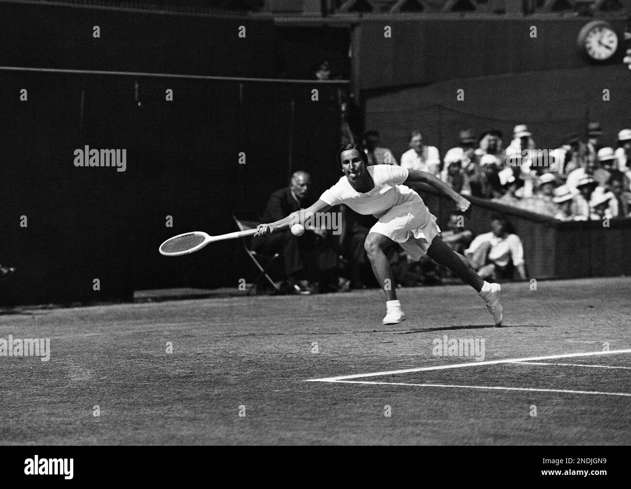 Professional sportsperson sportswear sport tennis racquet competition ...