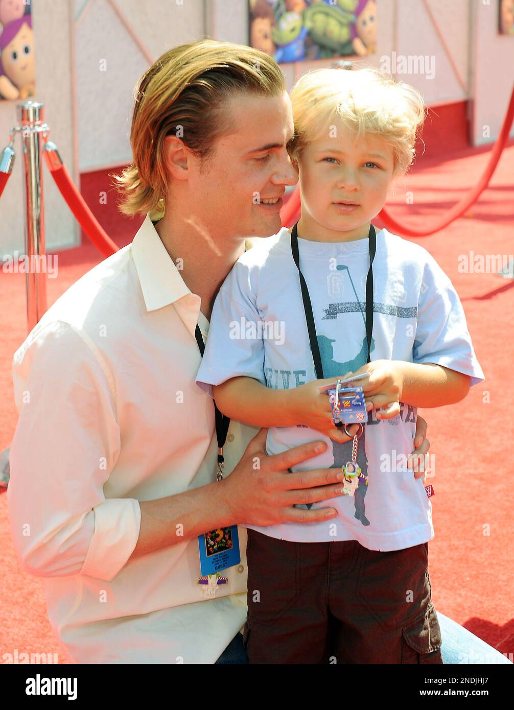 Erik von Detten, at left, and his brother Timothy arrives at the world ...