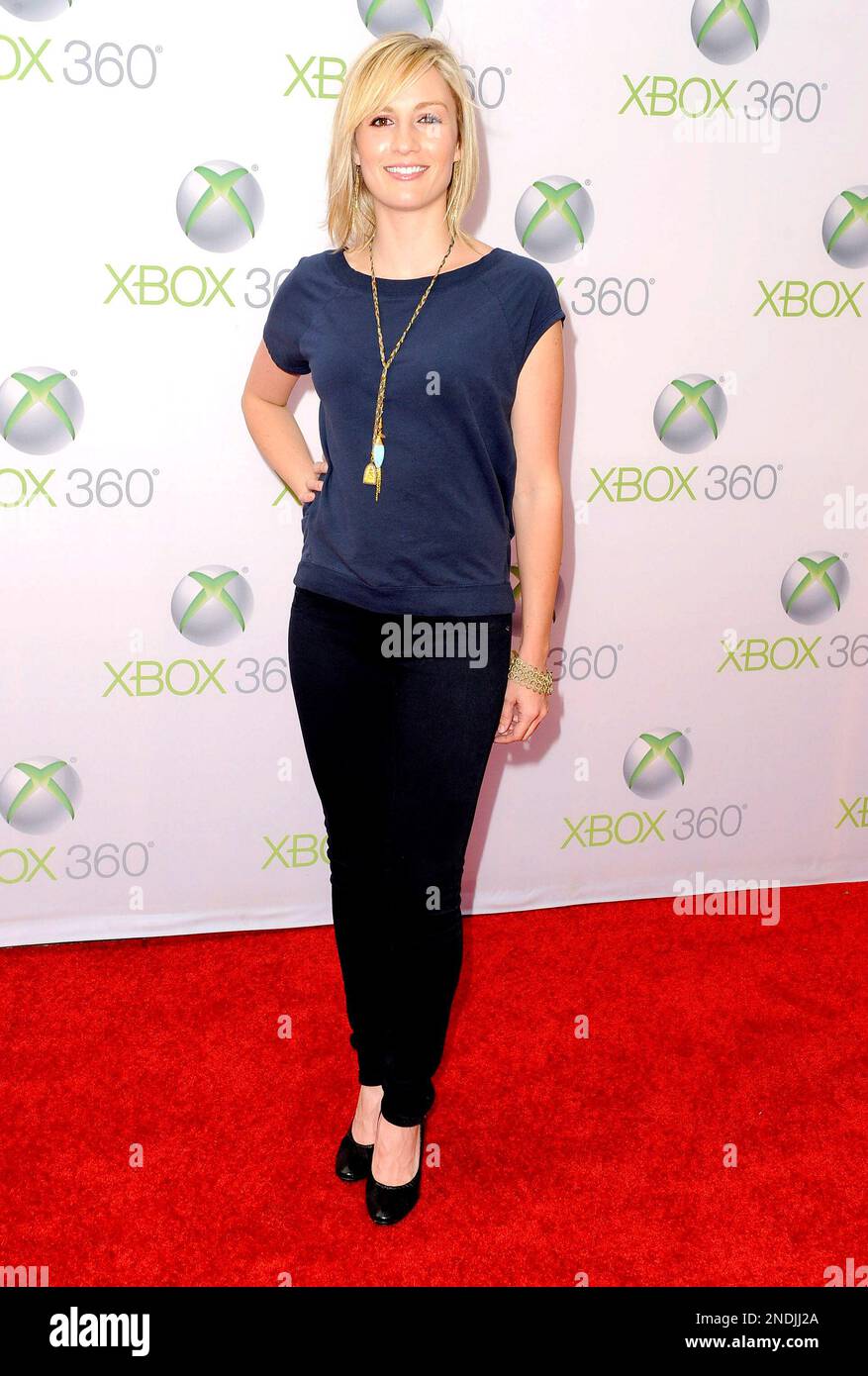 Alison Haislip arrives at the World Premiere of Kinect for Xbox 360 on ...