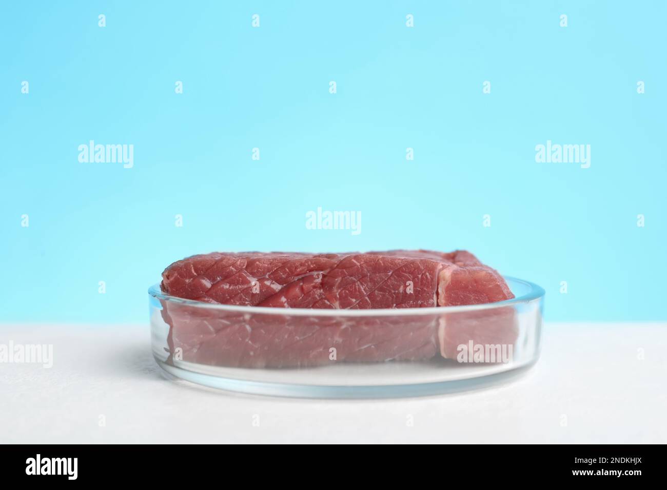 Safety glass dish hi-res stock photography and images - Alamy