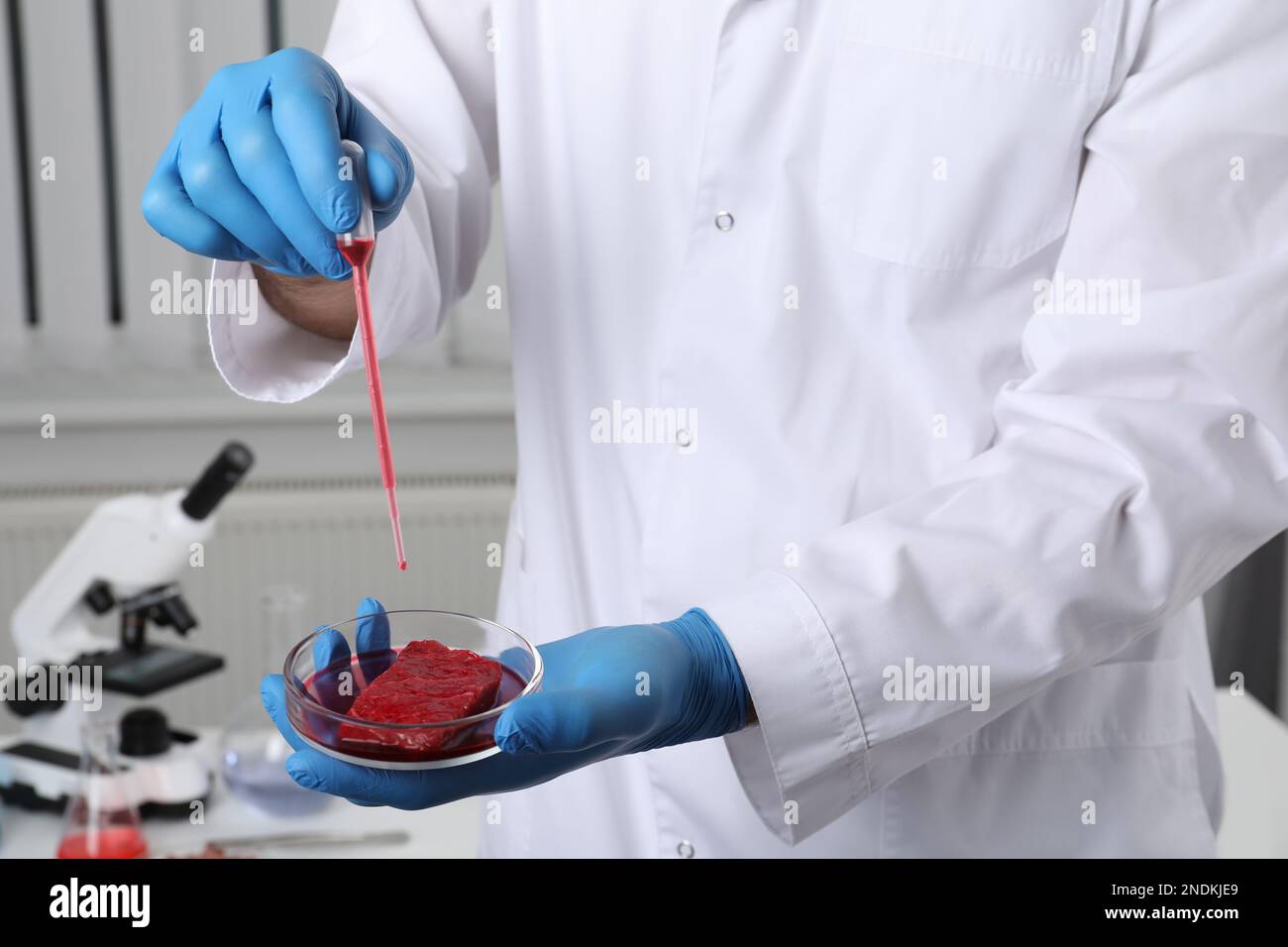 Artificial blood cell hi-res stock photography and images - Alamy