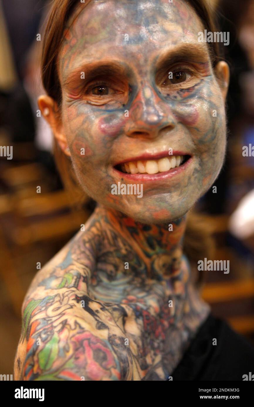 Julia Gnuse, the Guinness World Record holder for the most tattooed ...