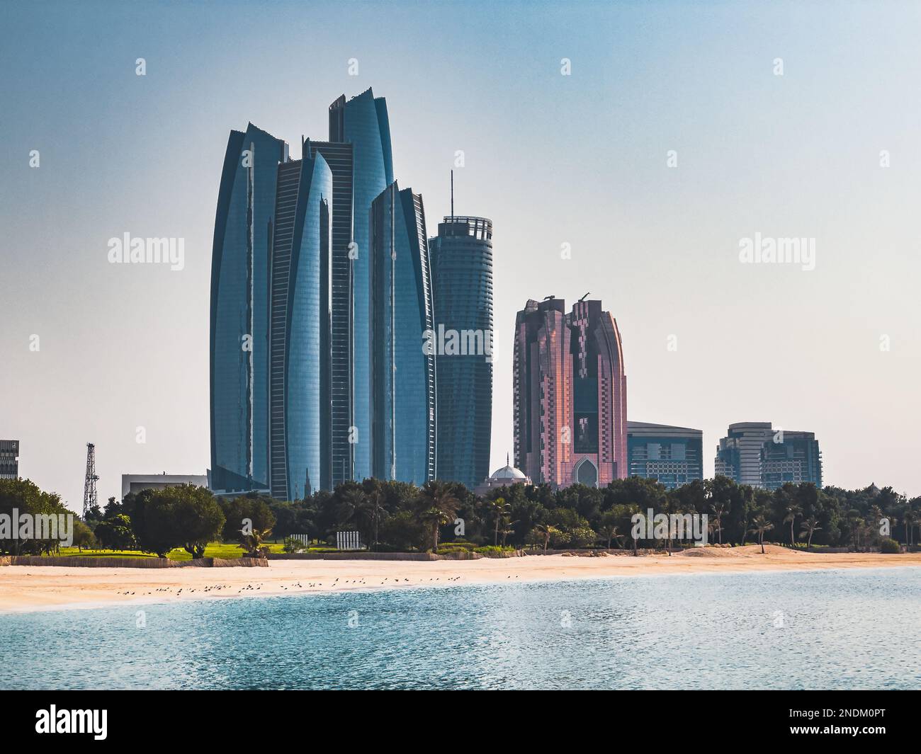 Abu Dhabi Corniche promenade in Al Marina, cycle and pedestrian ...