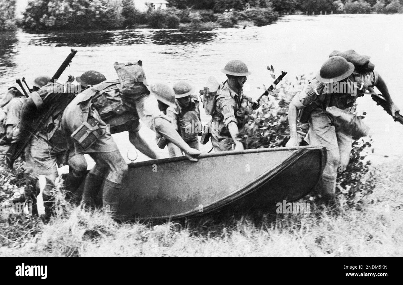 Here are scenes from Australian army maneuvers in Malaya in preparation ...