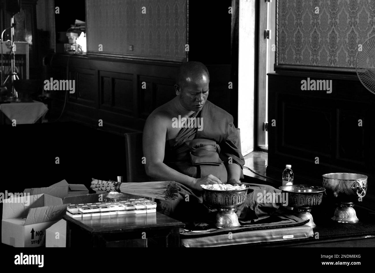 Daily Life Of An Asian Sri Lanka Stock Photo Alamy daily-life-of-an-asian-sri-lanka-stock-photo-alamy
