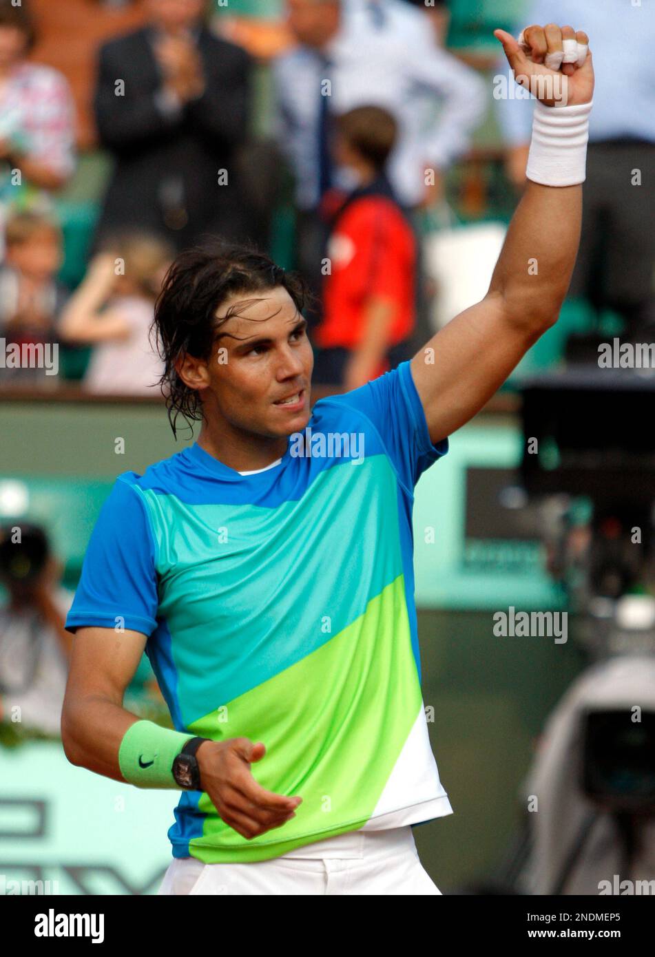Spain's Rafael Nadal thumbs up after defeating compatriot Nicolas ...
