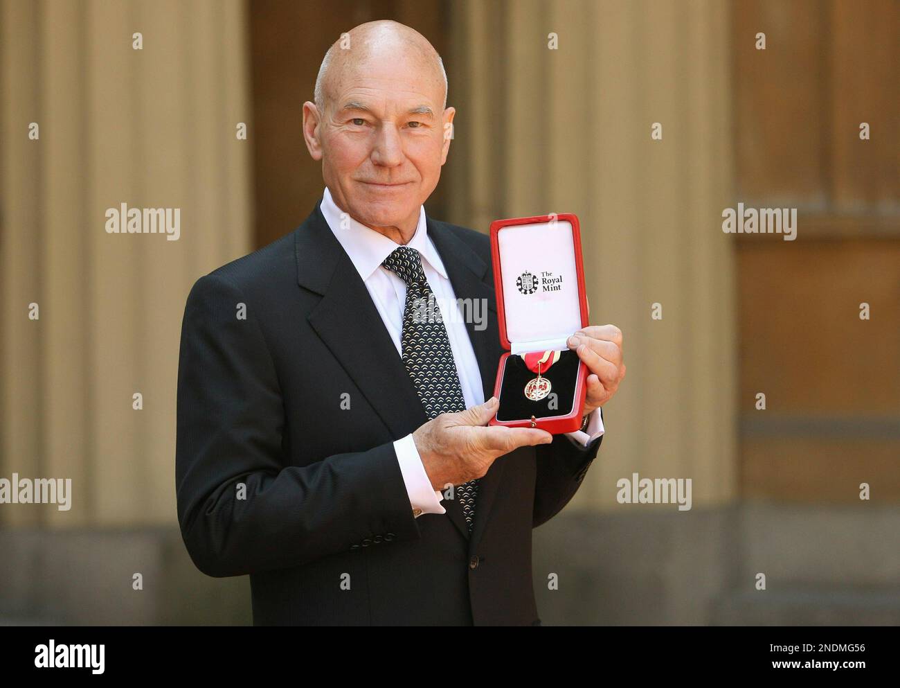 LONDON - JUNE 02: Actor Sir Patrick Stewart poses with his award after ...