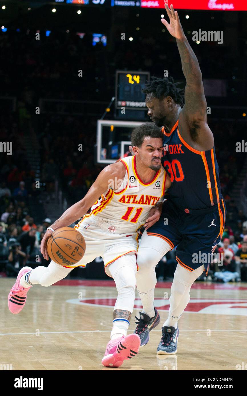 Atlanta Hawks guard Trae Young drives to the basket against New York ...