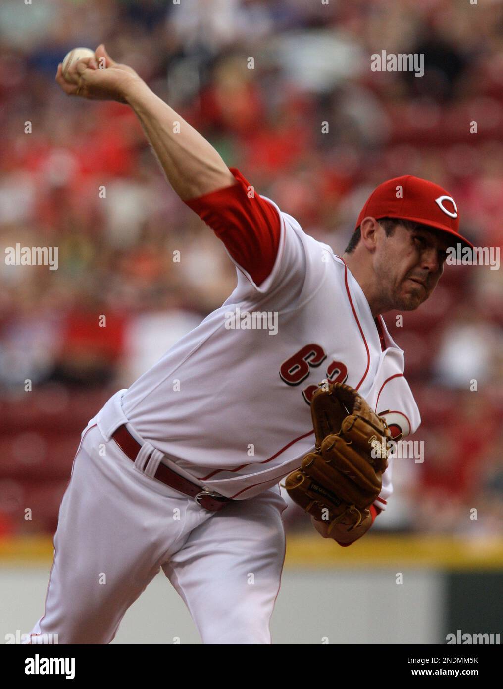 Cincinnati Reds starting pitcher Sam LeCure in action against the ...