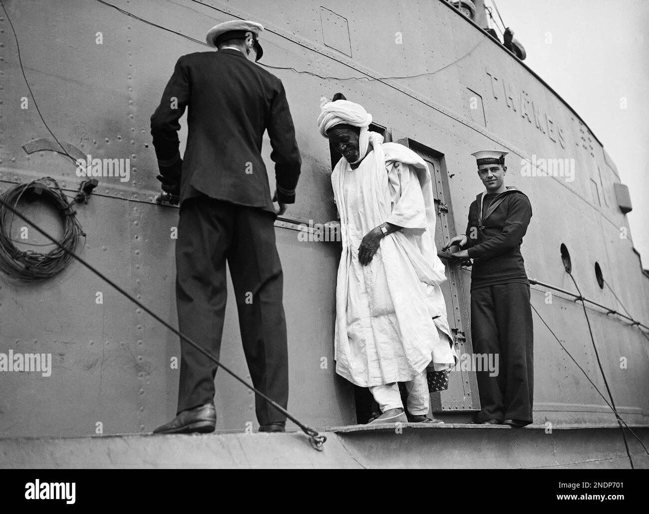 Muhammadu Dikko, The Emir of Katsina, walking on Britain's new ...
