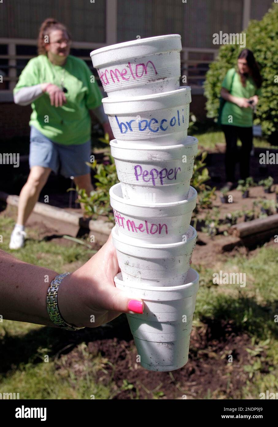 Gompers Elementary School students plant a "Made In Michigan" Learning ...