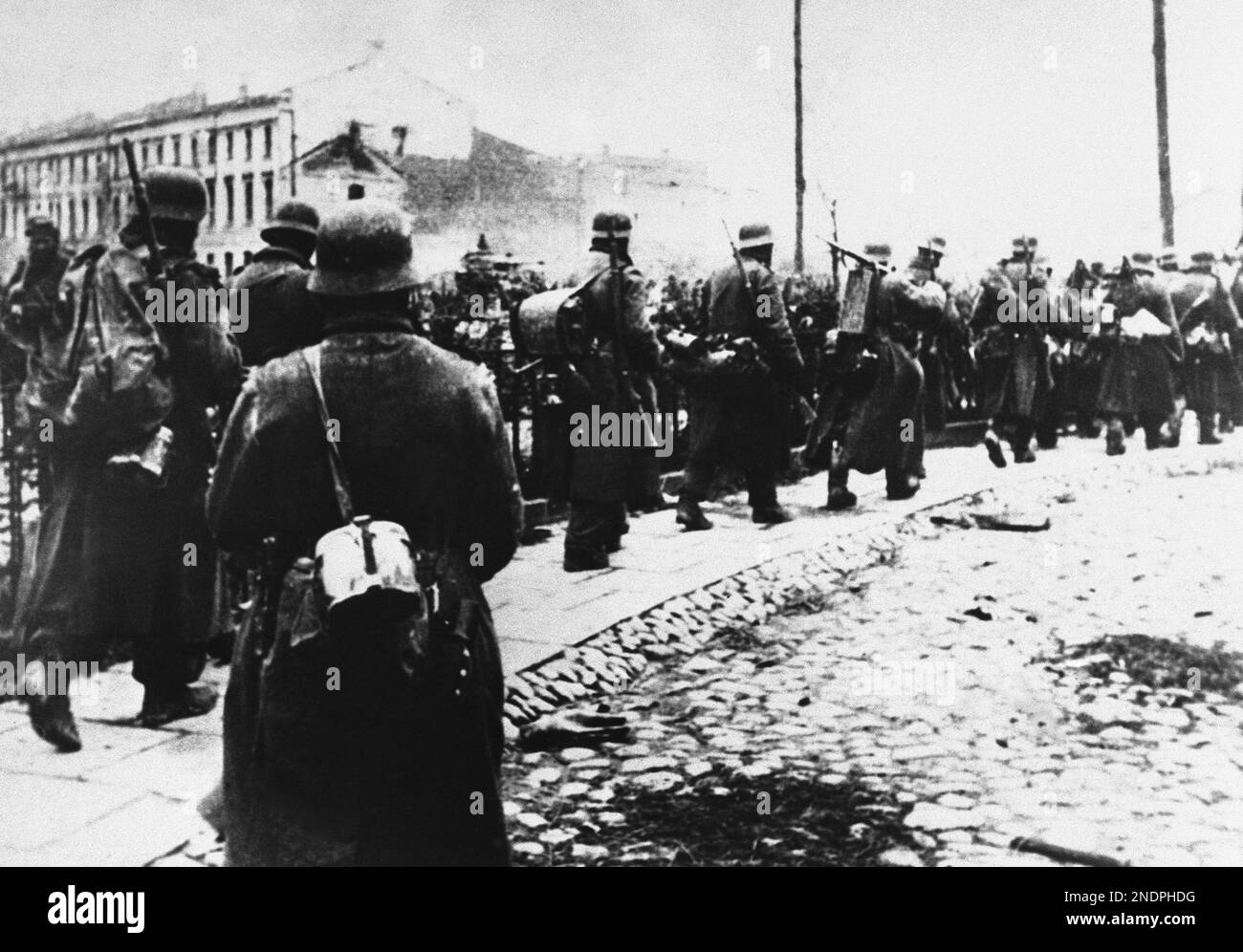 German soldiers advancing through Zhitomir in pursuit of retreating ...