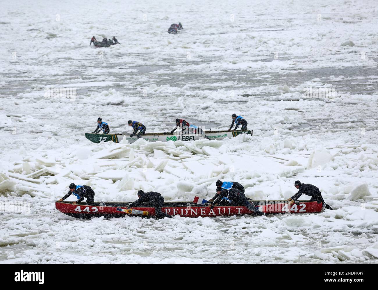 Quebec, Canada - February 5, 2023 : This is the Quebec Ice Canoe Race ...