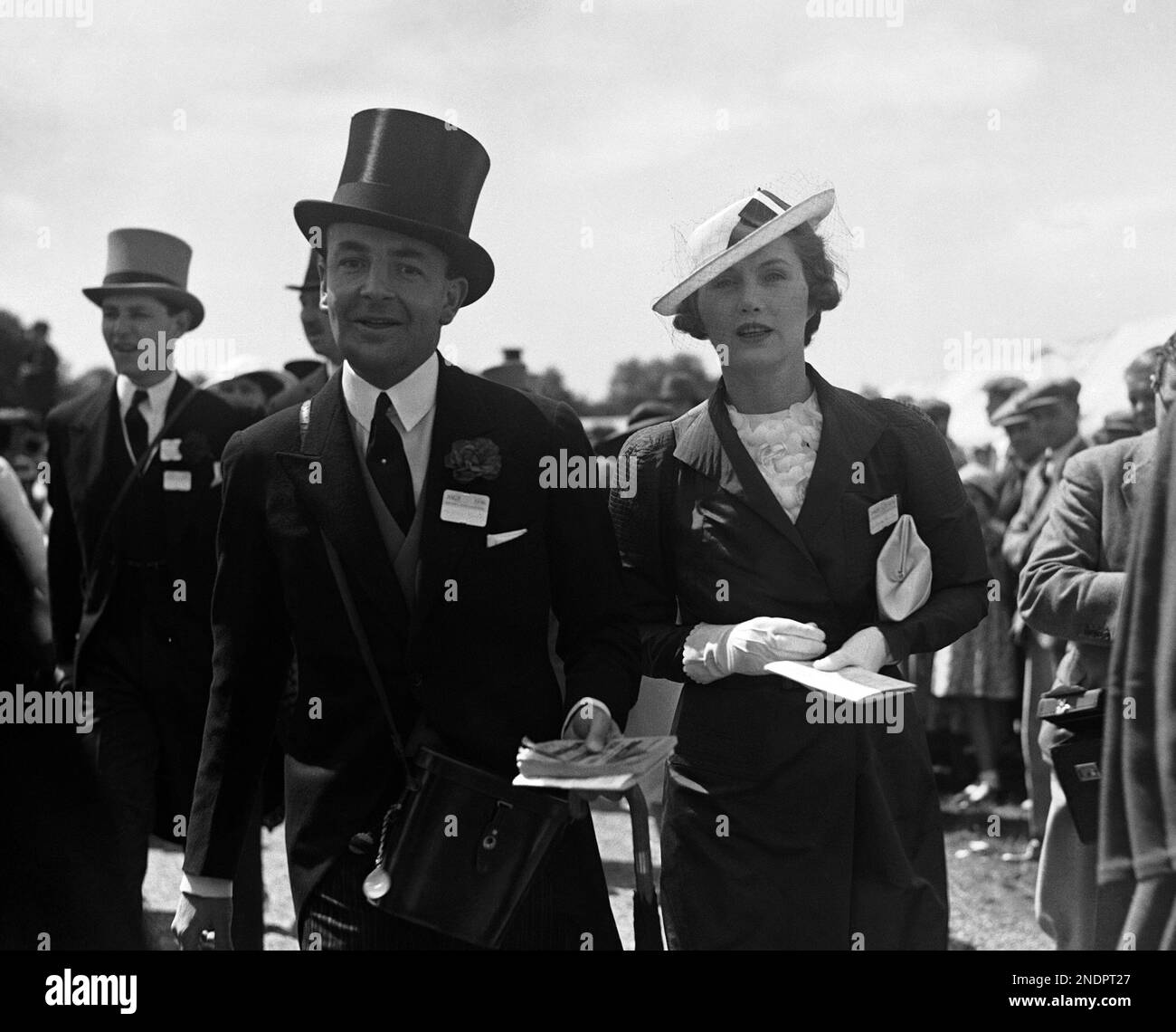 Earl Beatty, David Beatty, with his American Fiancée, Dorothy Power at ...