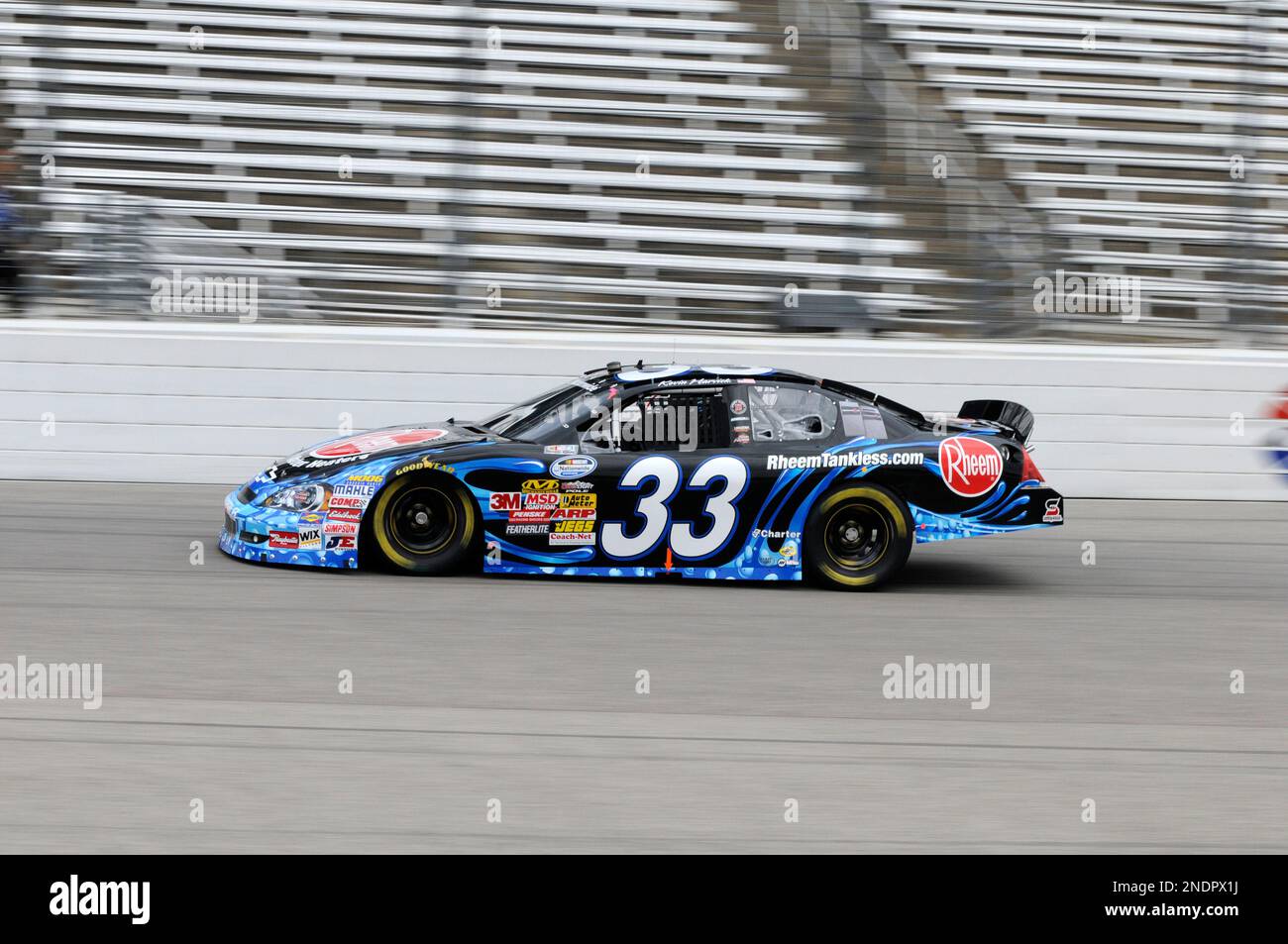 NASCAR Nationwide auto racing driver Kevin Harvick (33) during a ...