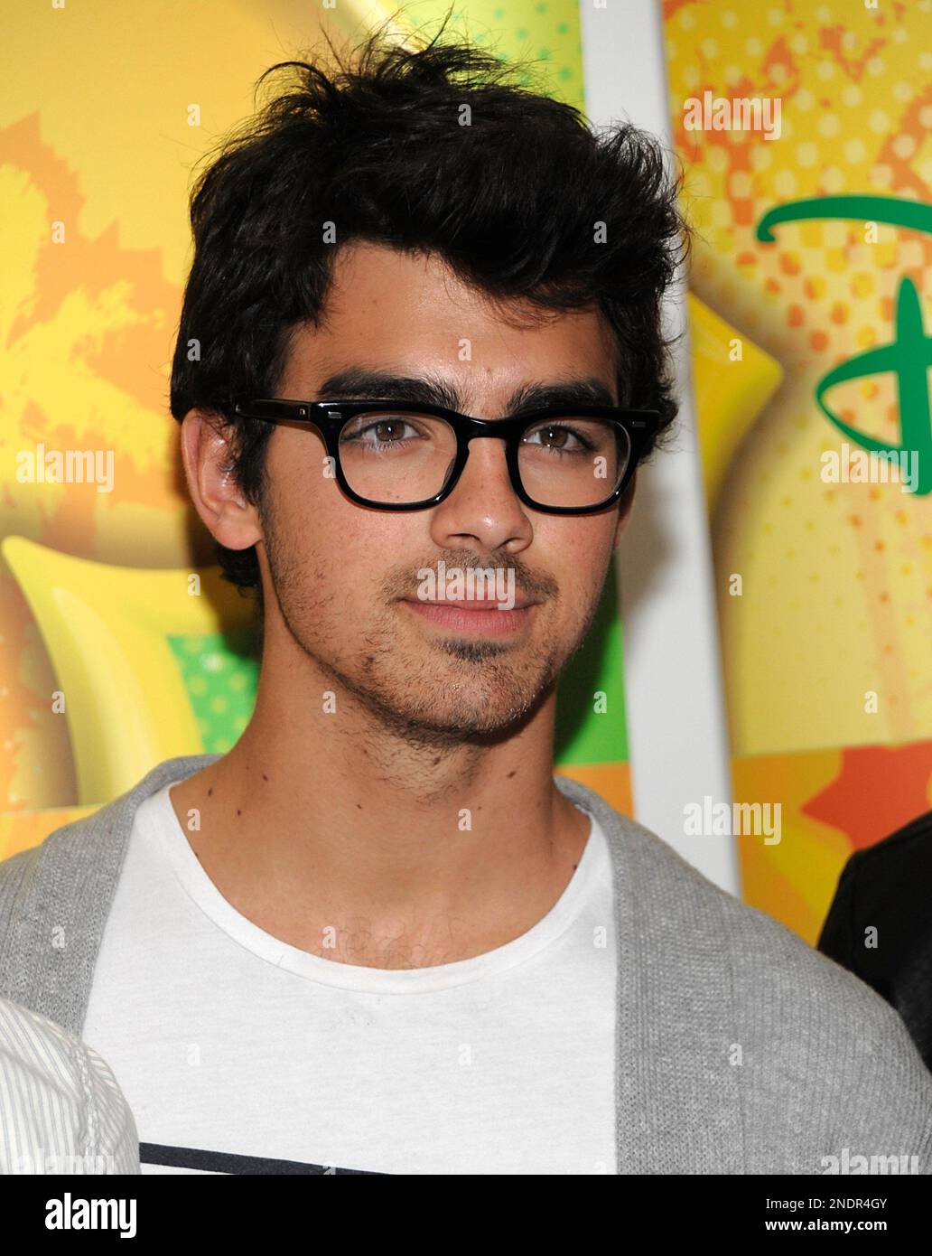 Singer and musician Joe Jonas arrives at the Disney ABC Television ...