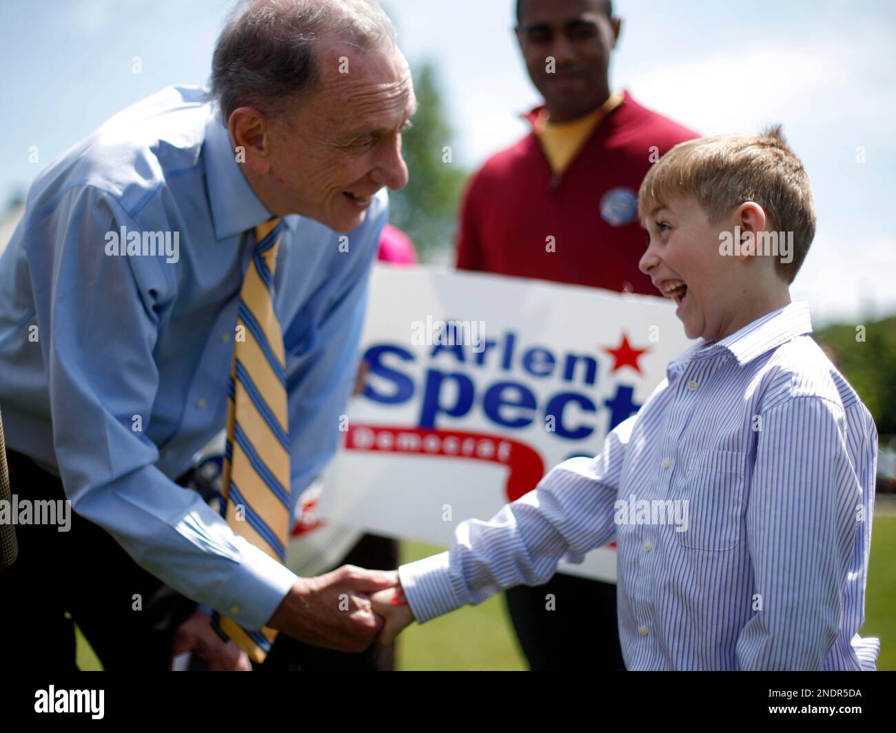 U.S. Sen. Arlen Specter, D-Pa., shakes hands with Victor Cazzone, 7, of ...