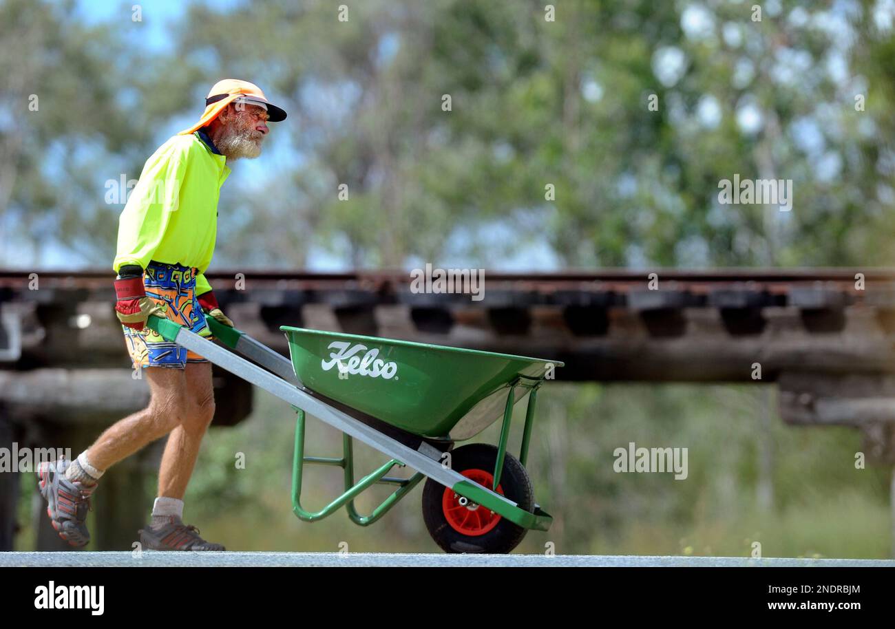 Seventy-four year old Jon Booth - known as the "Chillagoe Fossil ...