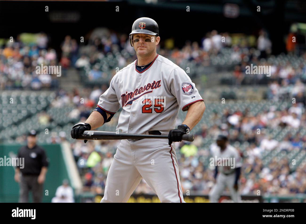 Minnesota Twins Jim Thome bats against the Detroit Tigers in the first ...