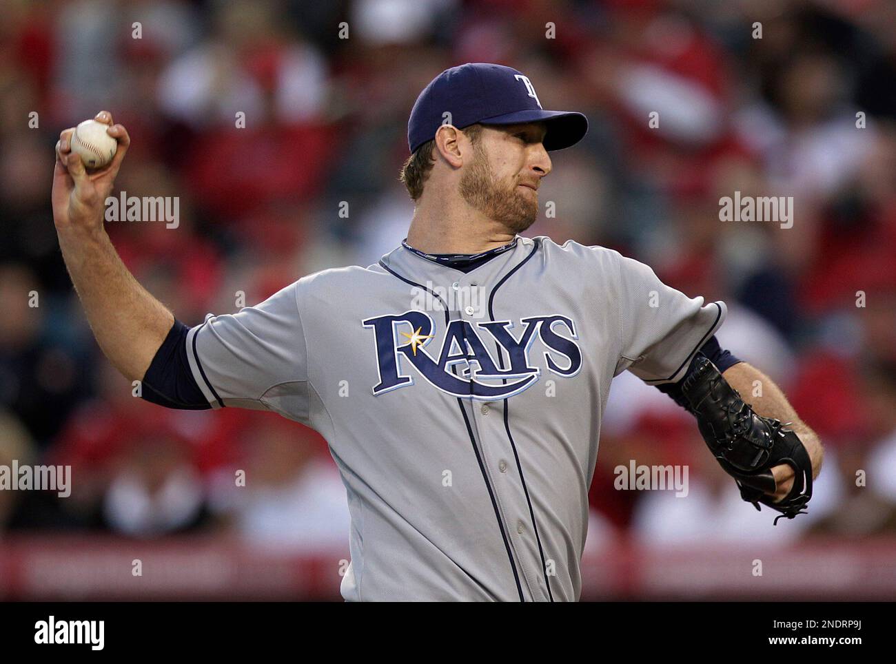 Tampa Bay Rays starting pitcher Jeff Niemann throws against the Los ...