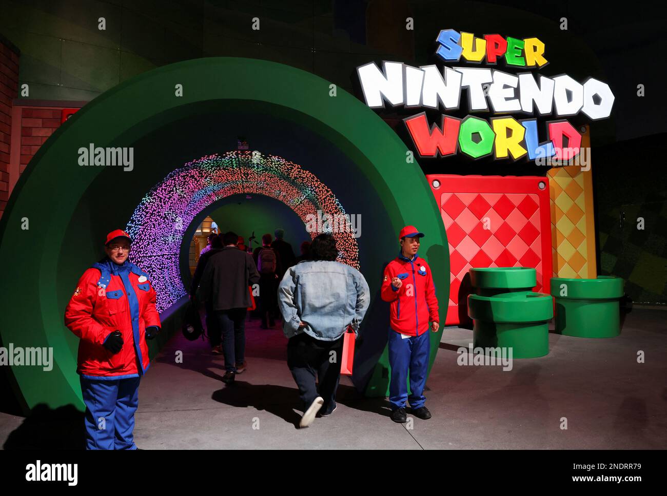 Super mario world california hi-res stock photography and images - Alamy