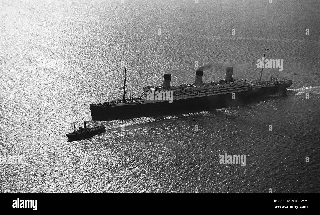 Aerial view of RMS Majestic on July. 20, 1935. (AP Photo/Staff/Len ...
