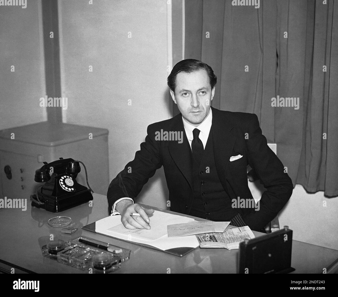 British fashion designer Captain Edward Molyneux who designed the ...