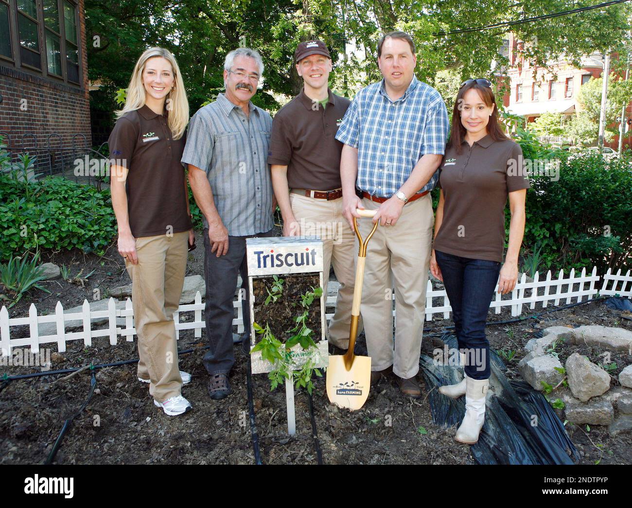 From left to right, Whitney Vogler from triscuit, Paul James, the ...