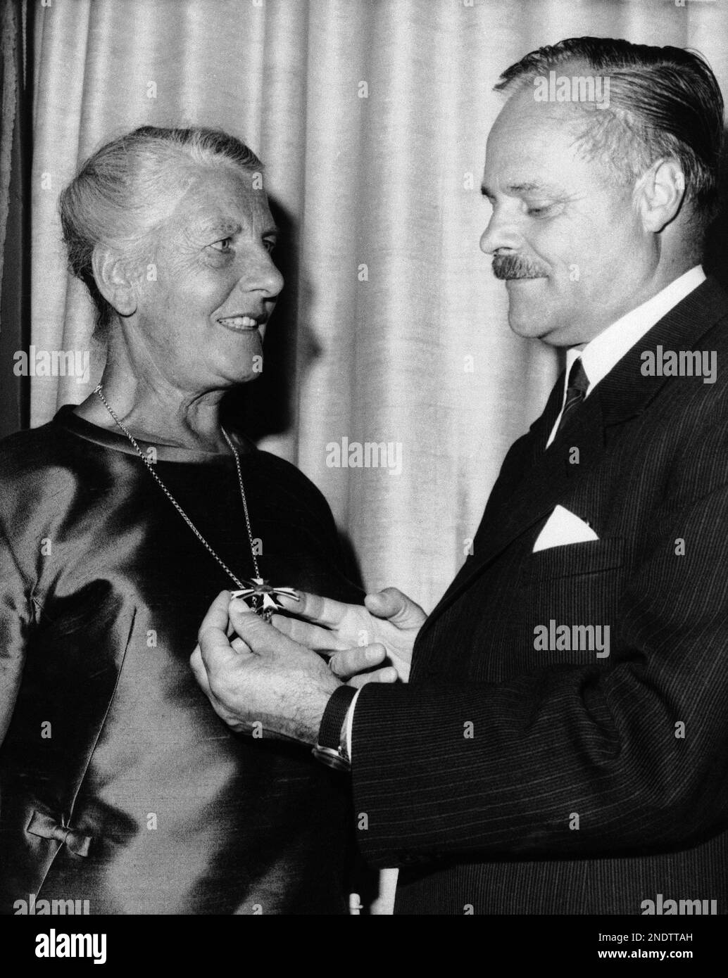 Baroness Maria Trapp of Stowe, Va., is presented with the Honorary ...