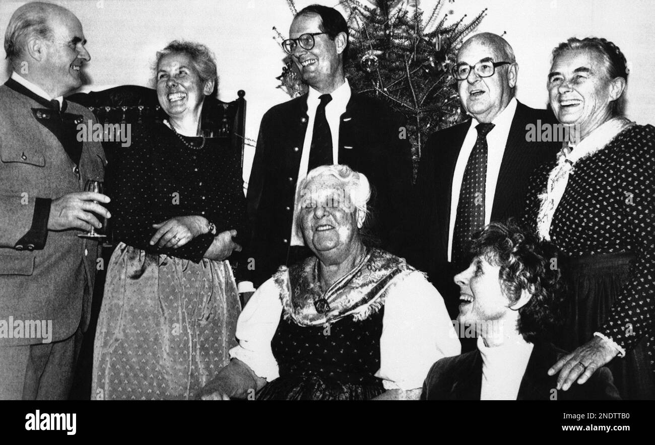 Members of the Von Trapp family gathered at the new Trapp Family Lodge ...
