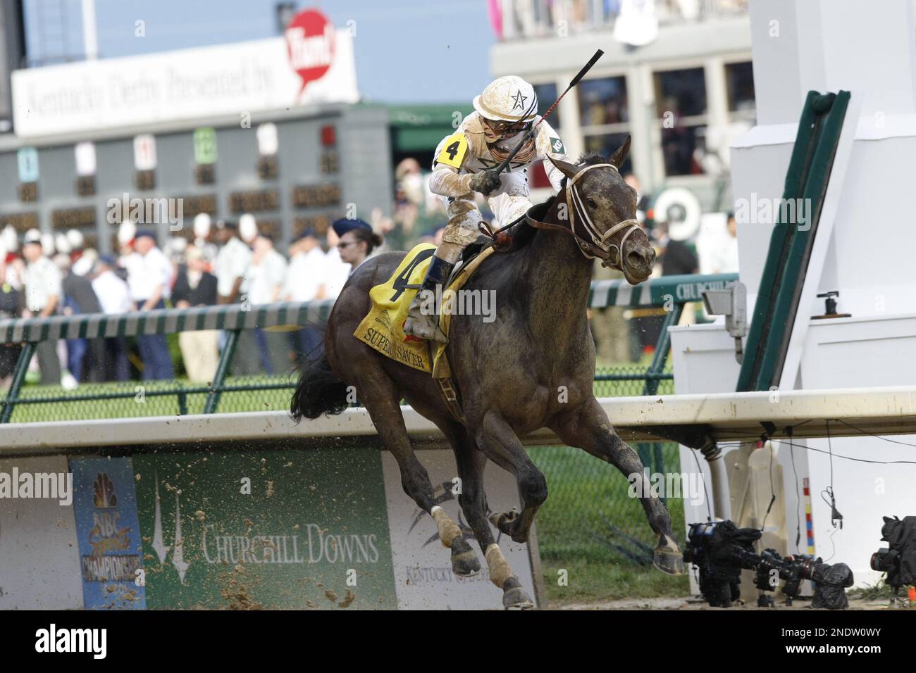 Jockey Calvin Borel and Super Saver during the 136th Kentucky Derby ...