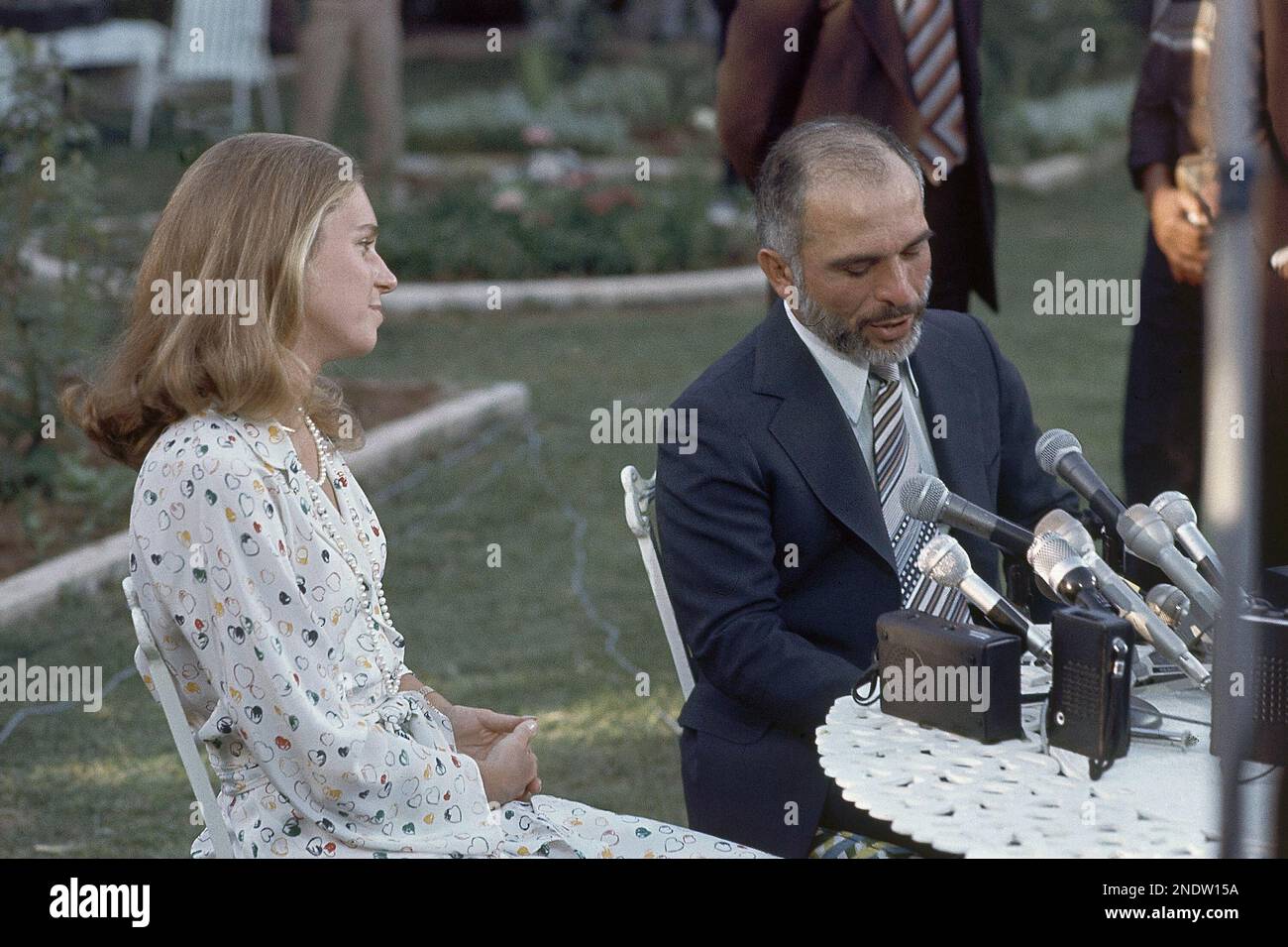 King Hussein of Jordan and his bride-to-be, Elizabeth Halaby pose in ...